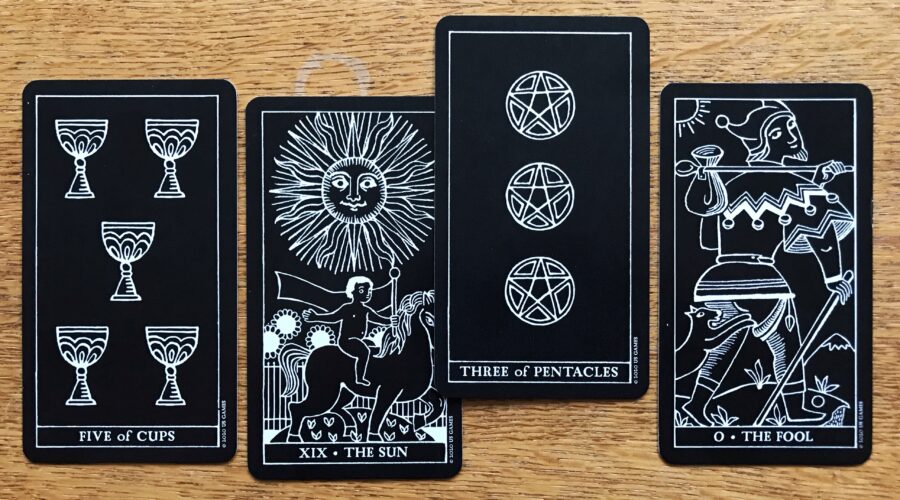 Inversion Tarot - ონლაინ ტარო